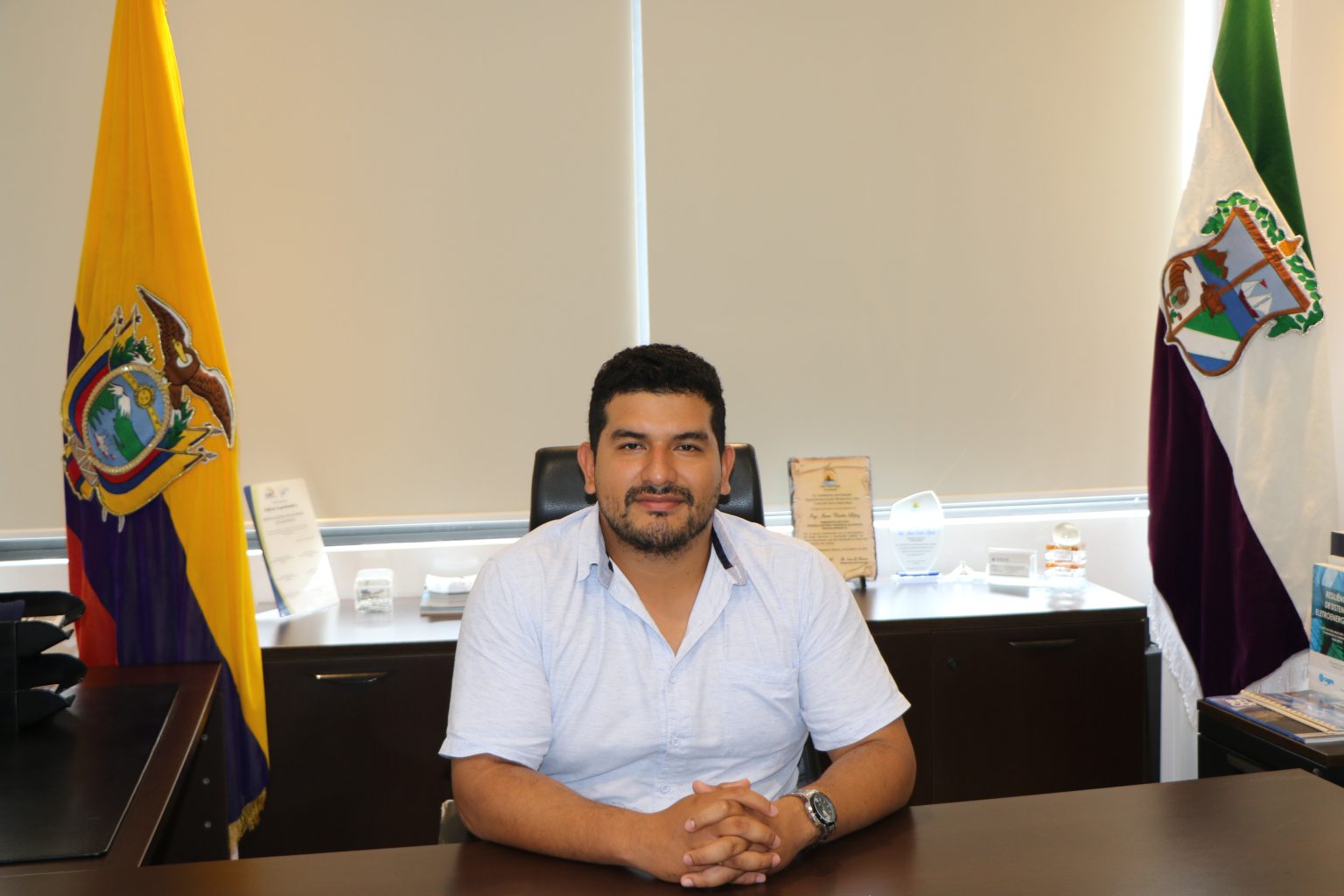 Departamentos - Empresa Eléctrica de Galápagos